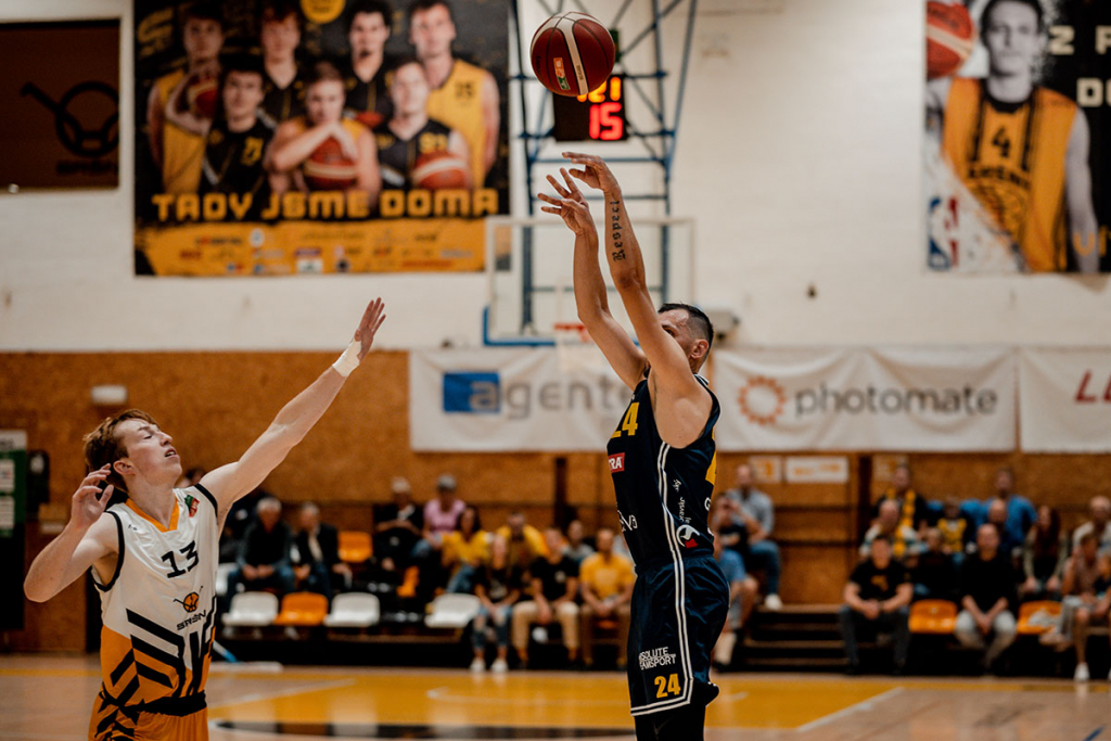 První porážka v sezoně je tady. Opava padla v Písku | BK OPAVA ...