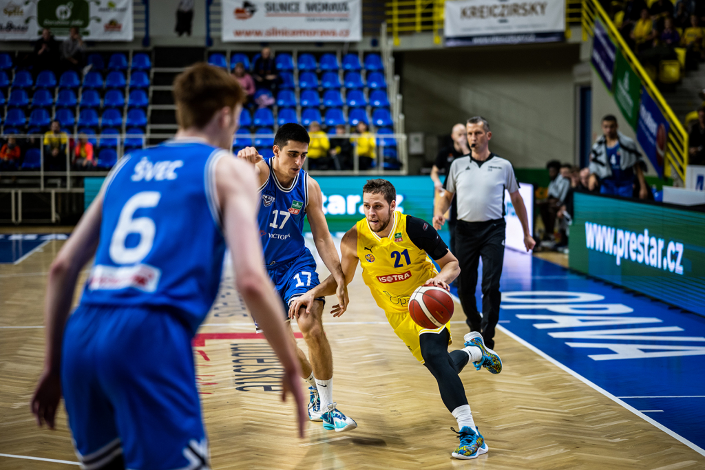 Opava jasně porazila Vysokoškoláky | BK OPAVA - Oficiální stránky ...